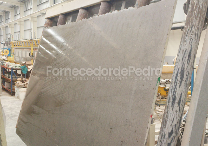 Fornecedor de Pedra. Pedras naturais portuguesas. Pedra calcária. Moleanos Azul.